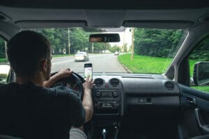 What Is Recommended Safe Following Distance While Driving? - Phillips ...